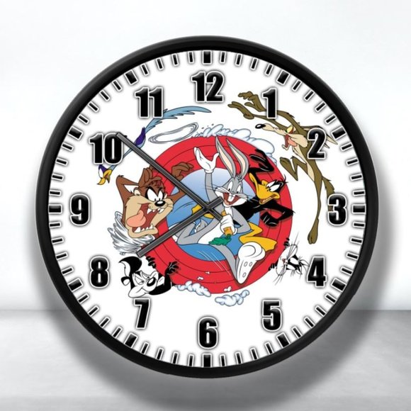 Clock | Wall Decor | Warner Brothers Looney Tunes Characters Wall Clock ...